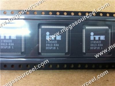 Cina Il computer IC di RAM ITE dei grafici di RAM GDDR3 dei grafici di IT8752TE BXA 256-Mbit GDDR3 scheggia in vendita