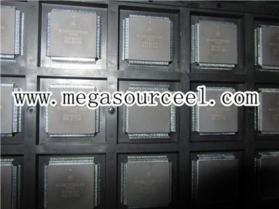 Cina Il 32 bit di seconda generazione del chip del circuito integrato ha migliorato il regolatore incastonato MC68EC030FE40C MOTOROLA QFP in vendita