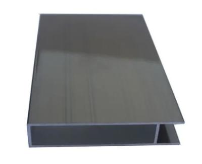 Chine Cadres en aluminium noirs adaptés aux besoins du client de profil de l'électrophorèse 6m à vendre