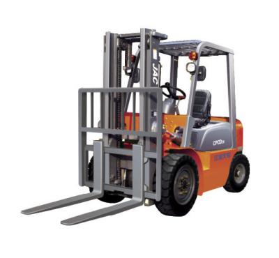 中国 4.5 トンの工場空気タイヤ、小型車 CPCD25H が付いているディーゼル フォークリフト 販売のため