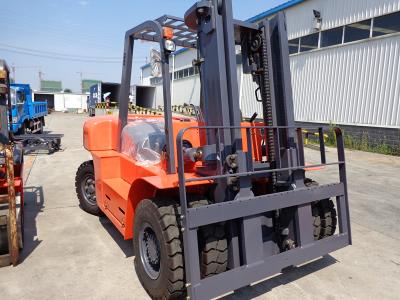 China Caminhão de empilhadeira diesel de quatro rodas com o motor 4.5T CPCD45H do VM/JAC/YANMAR à venda