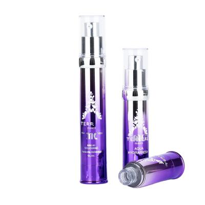 Cina Cosmetici industriali 15ml 20ml 30ml Pompa senza aria con serigrafia e artigianato UV in vendita