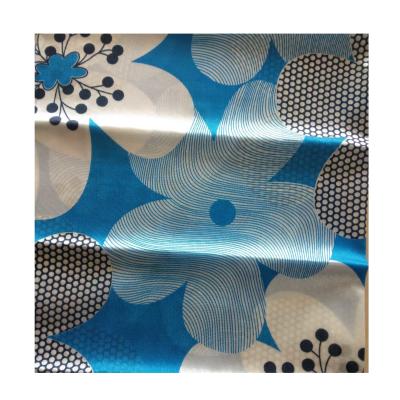 Cina tessuto del tessuto di seta naturale del poliestere del materasso del tricot di 100g 210cm respirabile in vendita