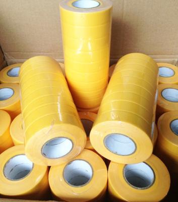 China Pequeña cinta adhesiva amarilla oscura del papel de crespón de la base 100mil para la industria de pintura en venta