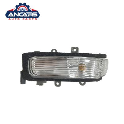 中国 LEDトヨタHiluxビゴ2012-2014ミラーの回転信号ライトのための側面ミラーの部品 販売のため