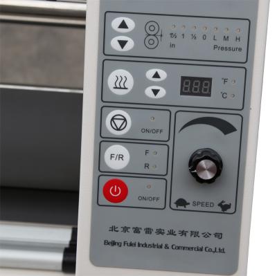 Κίνα 220V/50 καυτή και κρύα ελασματοποίηση, εύκολη λειτουργία, 4 κύλινδροι που θερμαίνει laminator σακουλών λαμπτήρων προς πώληση