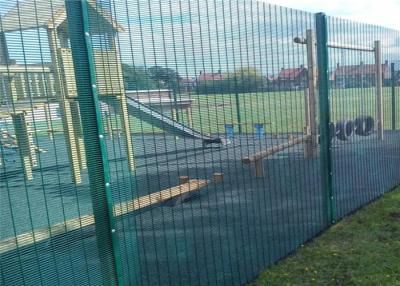 Chine V Folding Anti Cut Anti Climb Fence 3