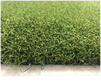 China Multifunction artificial grass roll golf grass ,with high density,5000D ,light green for sale