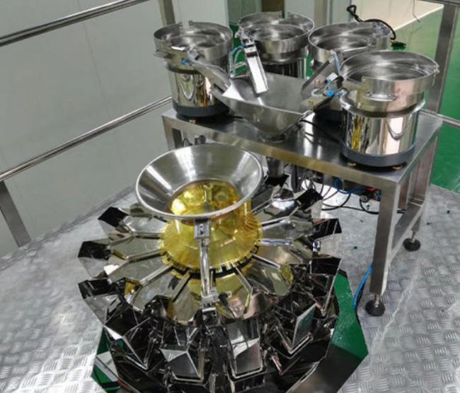 Full Automatic Packaging Machine in workshop environment