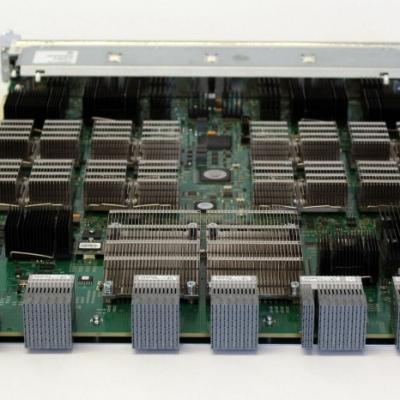 중국 N77-F324FQ-25 C6k 7700 F3-시리즈 24 포트 40GbE 스위치로 속도 네트워크가 간편화되었습니다. 판매용