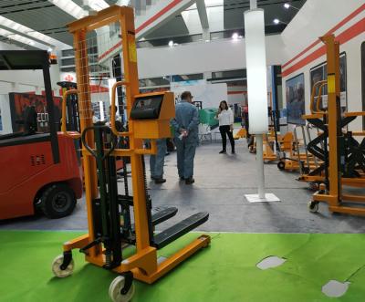 Cina Impilatore di nylon del pallet della mano della ruota con capacità della scala 1 tonnellata - 3 tonnellate in vendita