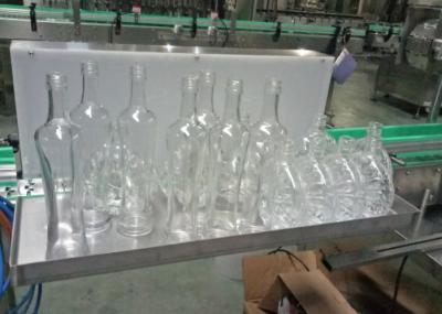 중국 안정되어 있는 성과 주류 병 충전물 기계 0.6-0.8 Mpa 380V/50HZ 판매용