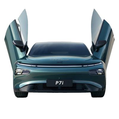 China Xpeng P7 Ev 5 zitplaatsen Elektrische SUV Auto met donkere interieurkleur en turbomotor type Te koop