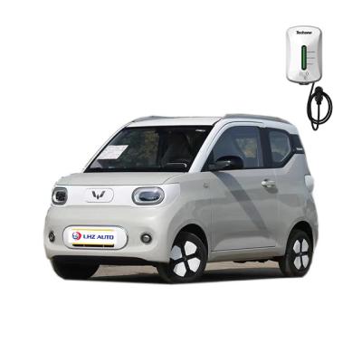 Китай Энергетические транспортные средства Wuling Micro EV Electric SUV Автомобиль с 4 сиденьями и 3059x1521x1614 мм Размер продается