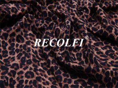 Cina Leopardo che stampa il Activewear di allungamento del tessuto di Repreve fatto dall'esercizio di plastica riciclato di allenamento in vendita