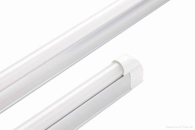 Cina La metropolitana lattea di Ft T5 LED di watt 4 della copertura 18 accende la sostituzione IP20 in AC85-265V in vendita