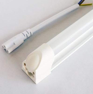 Cina La metropolitana dell'interno di 2ft 9W T5 LED accende il corpo di alluminio della lampada di 1800mm con AC85-265V in vendita