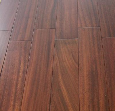 China Iroko dirigió el suelo de madera, entarimados del iroko de 2 capas, pisos de madera de la teca africana en venta