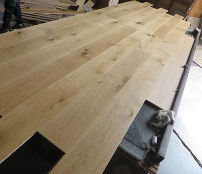 China Natural Oiled Oak 2 Layers Engineered Wood Flooring, Width 165MM en venta