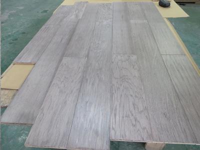 China la nuez dura apenada dirigió el suelo de madera con gris manchado en venta