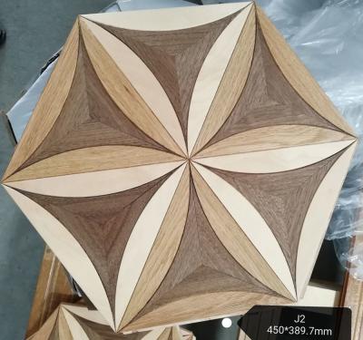 China La madera del hexágono dirigió el suelo del entarimado con diversos estilos y mezcló el bosque en venta