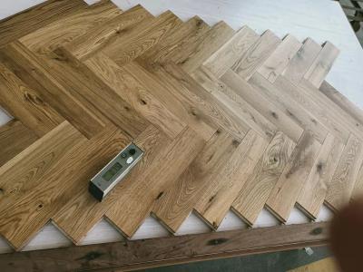 China Rustic Oak Herringbone Parquet Flooring Block, Natural Lacquered en venta