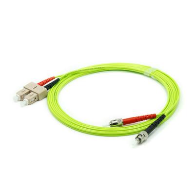 중국 이중 ST/SC OM5 섬유 40G 100G 데이터 센터 케이블을 다는 해결책을 위한 광학적인 접속 코드 판매용