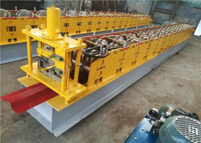 中国 機械巻く鋼板物質的なPLC制御を形作るオメガのプロフィールの溝 販売のため