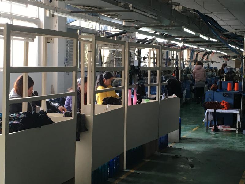Verified China supplier - jiashan kingwell socks Co.,Ltd