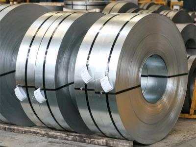Chine Moitié de la bobine et la feuille dures 201 d'acier inoxydable 304 316 316L largeur de 1000 - de 2000mm à vendre