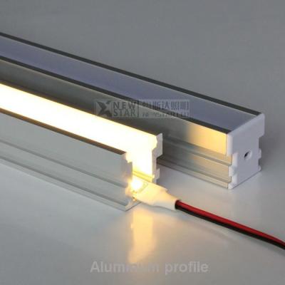 China la superficie montó el accesorio de aluminio del canal de la forma de U usado para las tiras llevadas PWB 3528, 2835, 5050 y 5630smd de la anchura de 12m m en venta