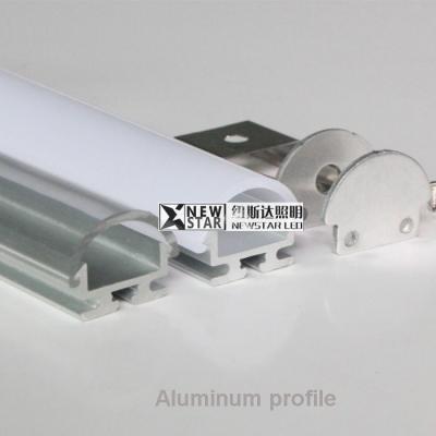China la superficie de aluminio del perfil de la forma de la luz U del dstrip del PWB de la anchura de 12m m montó el accesorio de aluminio del canal para lihgting casero en venta