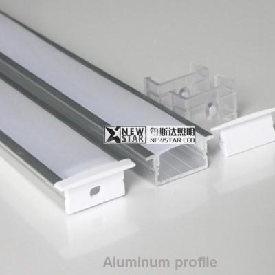 China la superficie de aluminio del perfil de la forma de la luz de tira del PWB de la anchura de 20m m U montó el accesorio de aluminio del canal para lihgting casero en venta