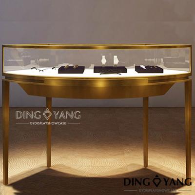 China OEM geïnstalleerde gebogen verlichte sieraden displaycases Te koop