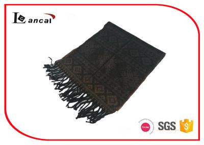 Cina Scialle leggero dell'involucro delle donne di colore degli adulti con il jacquard acrilico di Fairisle in vendita