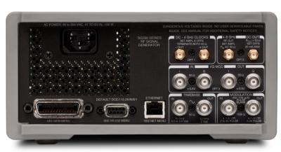 Cina SRS SG380 Serie Generatore di segnale RF 2.025GHz SG382 con OCXO in vendita