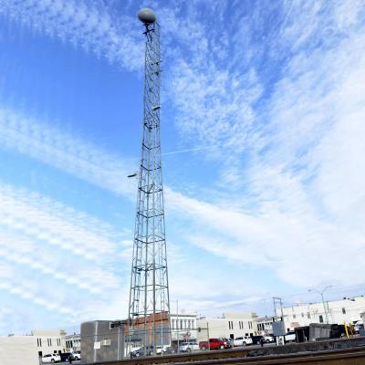 Cina 4 microonda d'acciaio WIFI del segnale della torre 5G di comunicazione su mezzi mobili di angolo fornito di gambe in vendita