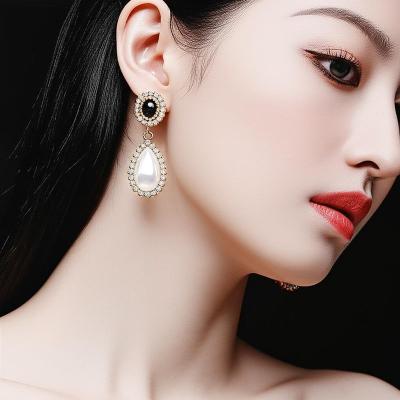 China Vintage Drop Fashion Earring The Perfect Combination of Style and Timelessness for sale