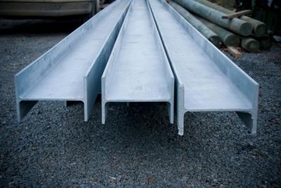 Chine Q235B A36 Q345B Grade H-channel Structural en acier au carbone H poutre avec 8 mm 64 mm épaisseur de la bride à vendre