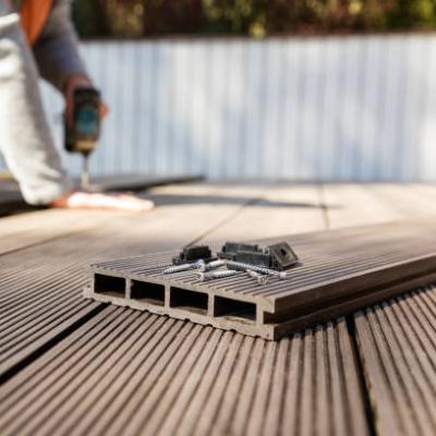 Cina Piastrelle composite Ugaslavia Fascia 3m Lunghezza 4,8m Liberamento aiuto Grp Decking Composite in vendita