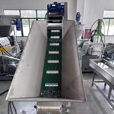 China Waste Plastic Woven Bag Recycling Machine PE PPFilm Plastic Granulator Plastic Recycling Machine China 368 for sale