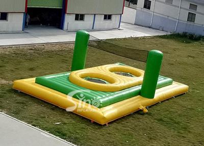 China Van de jonge geitjesn volwassenen van de commerciële rang klein grootte opblaasbaar bossaballhof met trampolines in het centrum Te koop