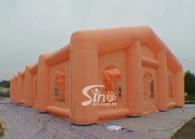 China 23x8 de meters snakken oranje opblaasbare rechthoektent die van beste licht materiaal wordt gemaakt Te koop