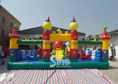 Cina Campo da giuoco gonfiabile dei bambini all'aperto di Tom e Jerry fatto del materiale della tela cerata del PVC di 0.55mm per la città gonfiabile di divertimento dei bambini in vendita