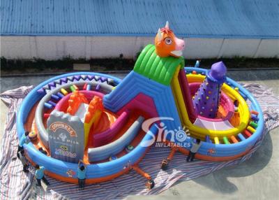 Cina Parco gonfiabile di divertimento del campanaccio gigante di esplosione con la corsa ad ostacoli che corre i vicoli per il parco a tema gonfiabile in vendita
