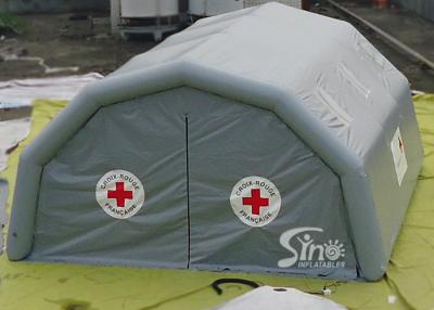 China Barraca inflável médica do hospital do abrigo rápido do desenvolvimento para o equipamento inflável da barraca do salvamento da emergência à venda
