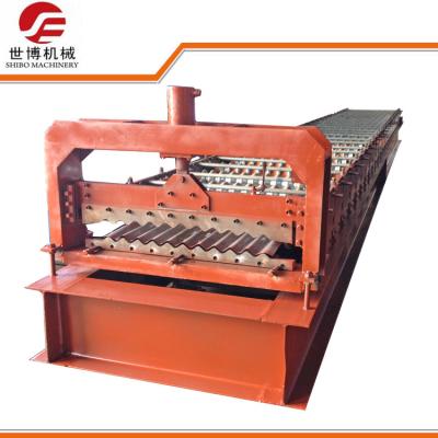 Cina Attrezzatura di formazione laminante a freddo dello strato 800 ondulati del tetto di Wave di acqua di colore rosso in vendita