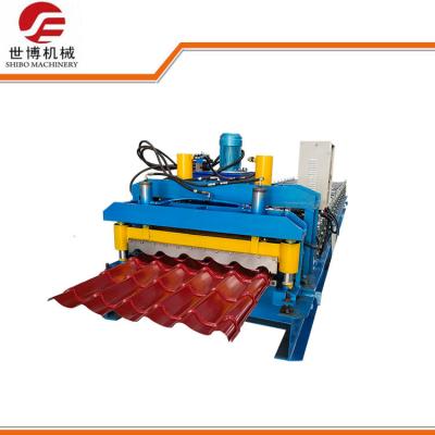中国 1100機械10-12MPa油圧圧力を自動的に形作るアルミニウムによって艶をかけられるタイル ロール 販売のため