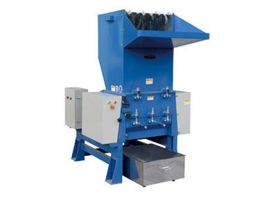 Cina Chilowatt di plastica d'adescamento automatico 600 R/Min della macchina 200-280kg/H 22 del frantoio ad alta resistenza in vendita