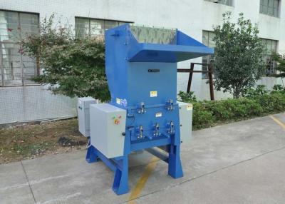 Cina Alimenti il piccolo frantoio di plastica del film 45kw, macchina d'adescamento automatica della plastica del frantoio in vendita